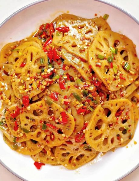 酸辣藕片怎么做_凉拌藕片要不要焯水-第1张图片-山城妙识