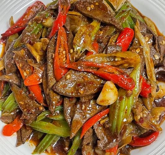 炒猪肝怎么炒才嫩_炒猪肝要不要焯水-第1张图片-山城妙识