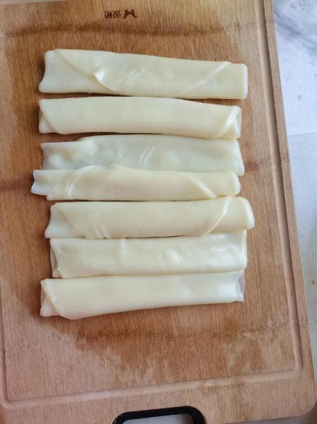 烤凉皮怎么做_烤凉皮需要哪些材料-第1张图片-山城妙识 烤凉皮怎么做_烤凉皮需要哪些材料-第1张图片-山城妙识