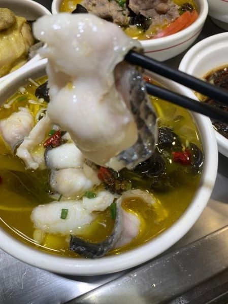 怎么炖黑鱼好吃_黑鱼炖汤做法-第3张图片-山城妙识