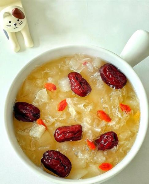 白木耳红枣汤隔夜能吃吗_怎么保存不变质-第1张图片-山城妙识