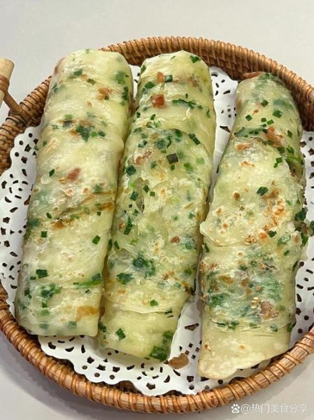 葱花油饼怎么做才松软_葱花油饼家常做法-第1张图片-山城妙识