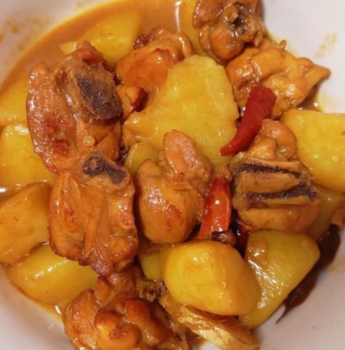 土豆鸡汤怎么炖好喝_土豆鸡汤炖多久才入味-第1张图片-山城妙识