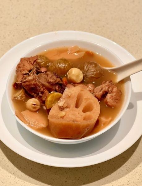 素莲藕汤怎么做_素莲藕汤的做法大全-第1张图片-山城妙识