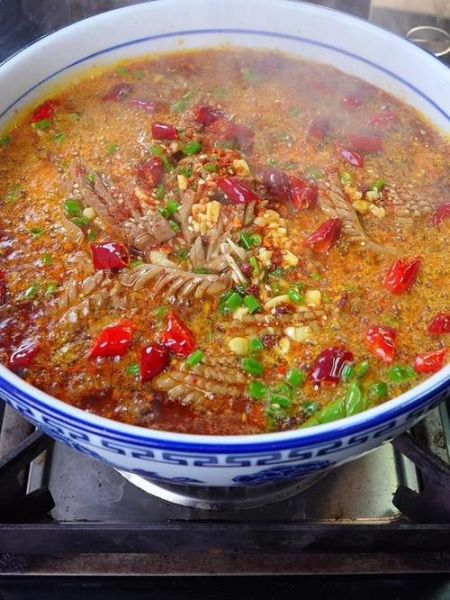 水煮腰花怎么做_水煮腰花去腥技巧-第1张图片-山城妙识