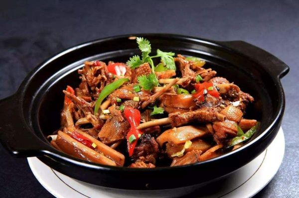 土匪鸭怎么做好吃_土匪鸭做法窍门-第1张图片-山城妙识