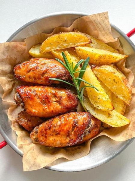 烤鸡翅为什么出水_烤鸡翅出水怎么办-第1张图片-山城妙识