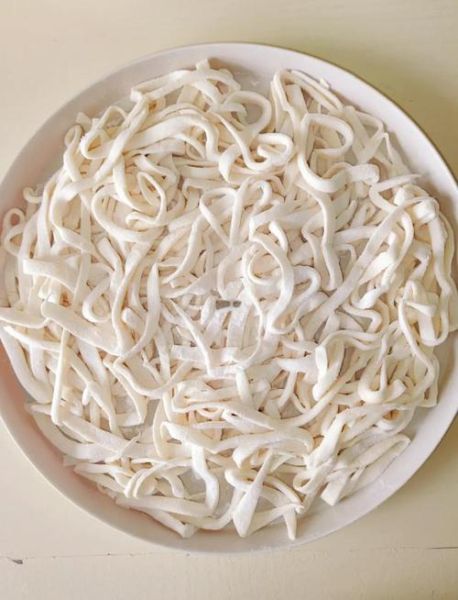 手擀面怎么做才筋道_手擀面用什么面粉最好-第1张图片-山城妙识