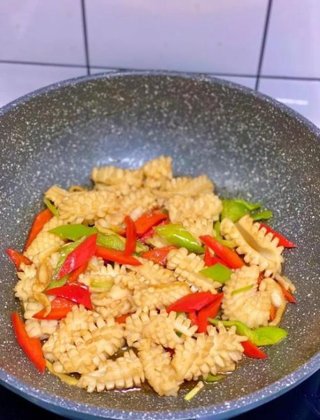 怎样做鱿鱼好吃又简单_家庭版零失败做法-第2张图片-山城妙识