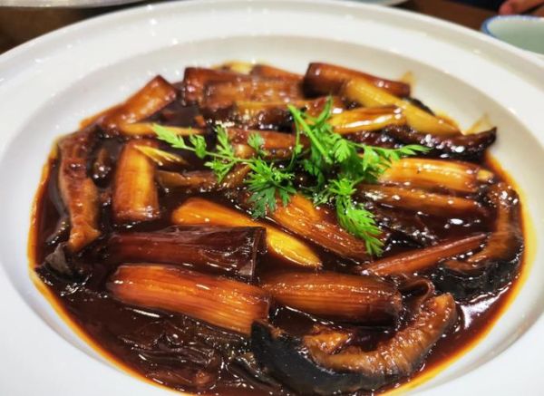 大葱烧海参怎么做_天刀大葱烧海参配方-第3张图片-山城妙识