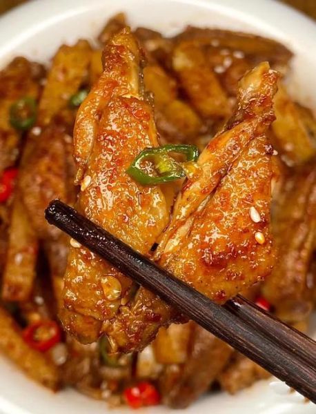 孜然鸡翅怎么做_孜然鸡翅腌制多久-第3张图片-山城妙识