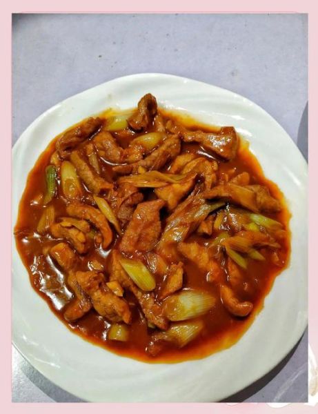 葱爆肉片怎么做才嫩_家常葱爆肉片步骤-第2张图片-山城妙识