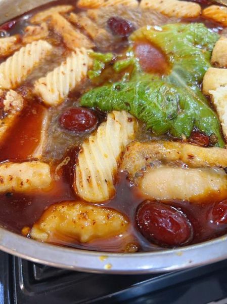 家常火锅图片大全_怎么在家做出地道川味火锅-第2张图片-山城妙识