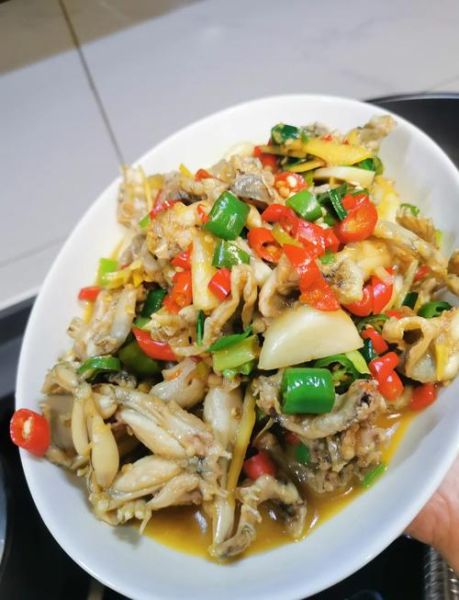 田鸡可以炒什么一起吃_田鸡炒什么菜最香-第1张图片-山城妙识 田鸡可以炒什么一起吃_田鸡炒什么菜最香-第1张图片-山城妙识