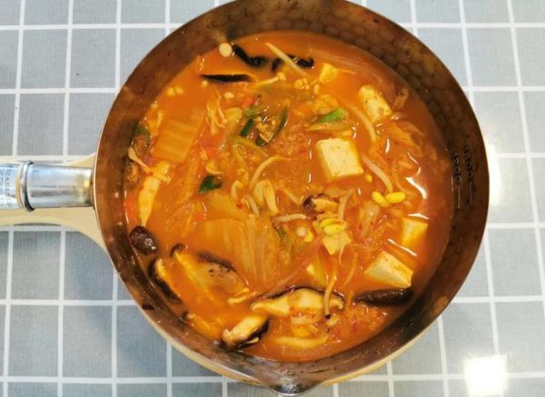 金枪鱼泡菜汤怎么做_金枪鱼泡菜汤热量高吗-第2张图片-山城妙识 金枪鱼泡菜汤怎么做_金枪鱼泡菜汤热量高吗-第2张图片-山城妙识