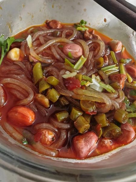 自制酸辣粉丝怎么做_酸辣粉丝热量高吗-第2张图片-山城妙识