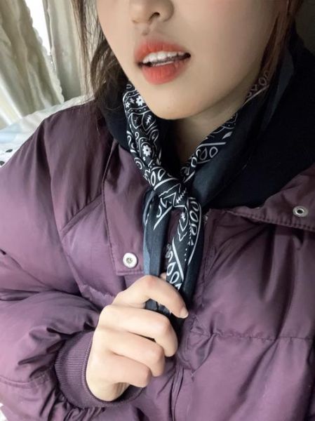 腰果花头巾怎么搭配_腰果花头巾适合什么场合-第3张图片-山城妙识 腰果花头巾怎么搭配_腰果花头巾适合什么场合-第3张图片-山城妙识