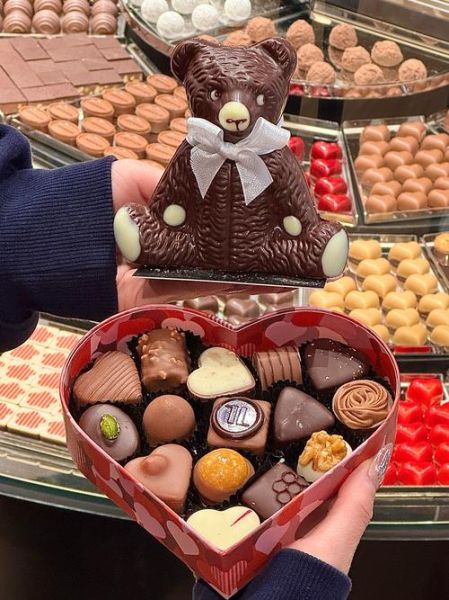 情人节送什么巧克力好吃_情人节晚餐做什么简单又浪漫-第1张图片-山城妙识
