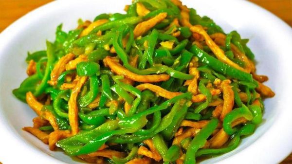 尖椒炒什么好吃_尖椒和什么搭配炒好吃-第1张图片-山城妙识