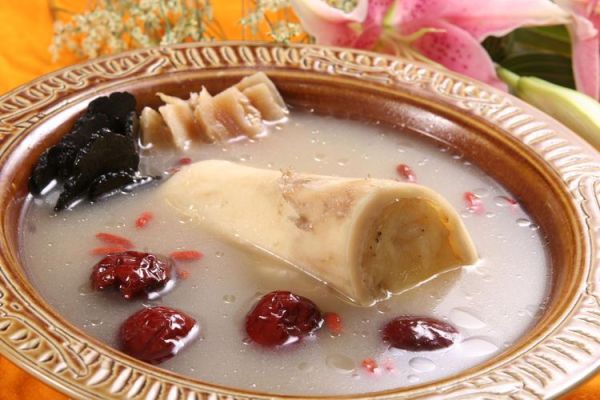 莲藕薏米排骨汤怎么做_莲藕薏米排骨汤窍门-第2张图片-山城妙识