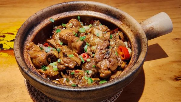 砂锅鸡怎么做才好吃_砂锅鸡用什么锅最好-第2张图片-山城妙识 砂锅鸡怎么做才好吃_砂锅鸡用什么锅最好-第2张图片-山城妙识