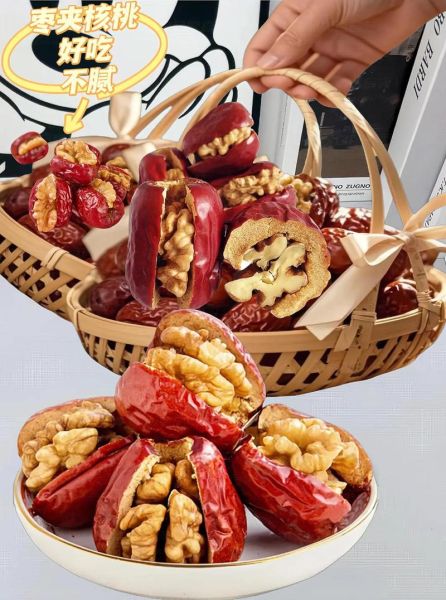 红枣夹核桃怎么做_红枣夹核桃做法步骤-第1张图片-山城妙识