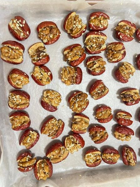 红枣夹核桃怎么做_红枣夹核桃做法步骤-第3张图片-山城妙识