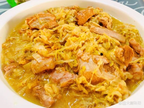 酸菜炖排骨炖多久_酸菜炖排骨需要炖多长时间-第3张图片-山城妙识