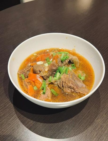 牛肉炖柿子高压锅做法_高压锅炖多久-第1张图片-山城妙识 牛肉炖柿子高压锅做法_高压锅炖多久-第1张图片-山城妙识