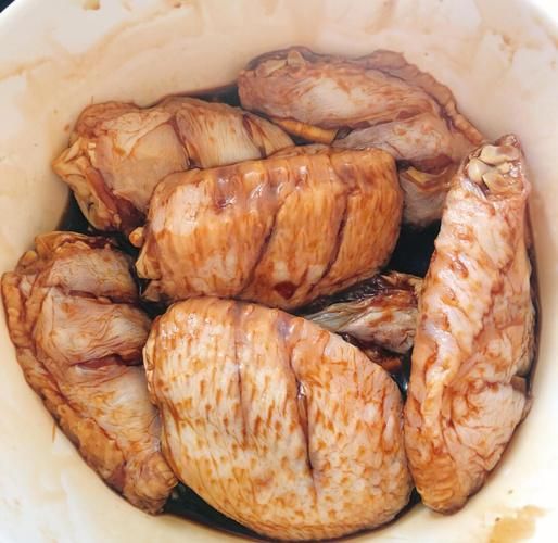 可乐鸡翅怎么做_可乐鸡翅简单做法步骤-第1张图片-山城妙识