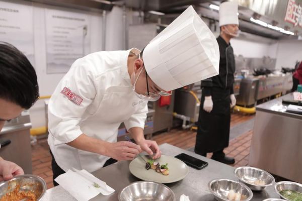 中国大厨视频怎么做_中国大厨视频拍摄技巧-第2张图片-山城妙识