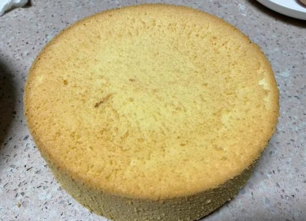 微波炉做戚风蛋糕怎么做_微波炉戚风蛋糕会塌吗-第2张图片-山城妙识