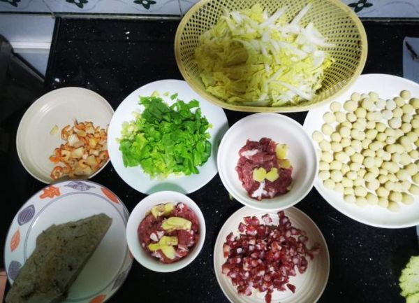 咸汤圆怎么做_咸汤圆的做法步骤-第2张图片-山城妙识