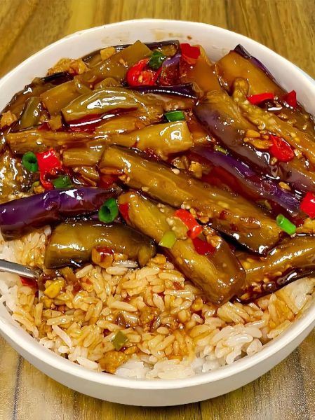 酱焖茄子怎么做_家常做法视频步骤-第2张图片-山城妙识