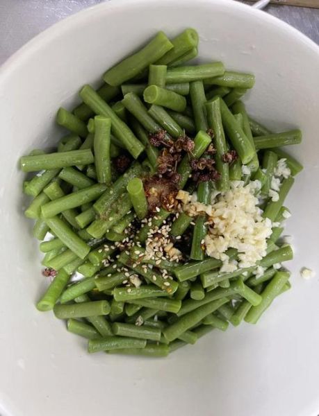 凉拌豇豆煮多久能熟_焯水时间怎么掌握-第1张图片-山城妙识