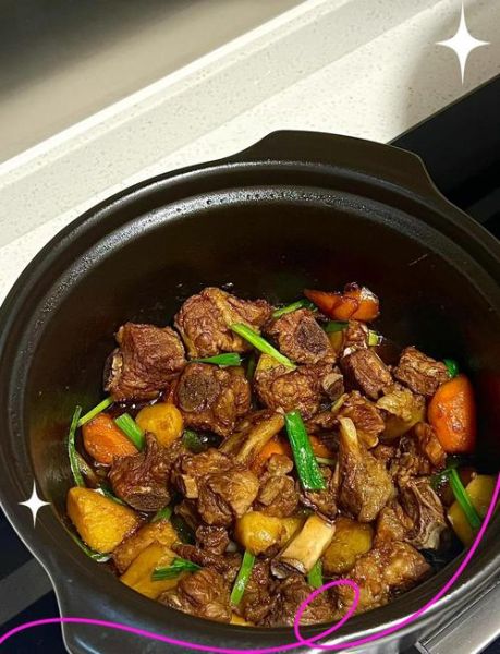 排骨砂锅怎么做_排骨砂锅的家常做法-第1张图片-山城妙识