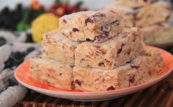 雪花酥和牛轧糖的区别_哪个更好吃-第1张图片-山城妙识