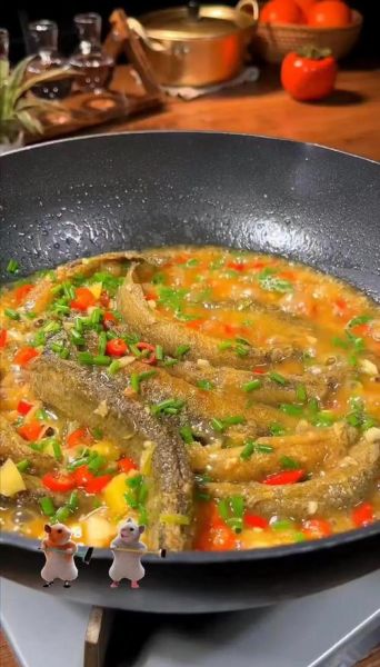 泥鳅配什么煲汤最好喝_泥鳅煲汤放什么食材最营养-第1张图片-山城妙识