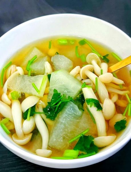 白玉菇汤的做法_白玉菇汤的功效-第1张图片-山城妙识 白玉菇汤的做法_白玉菇汤的功效-第1张图片-山城妙识