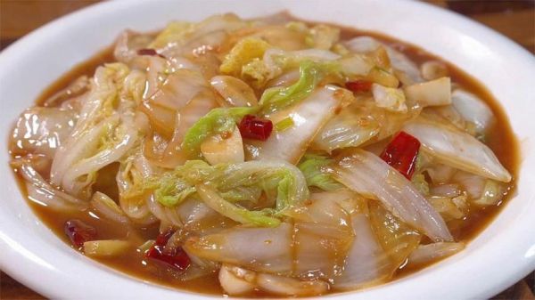 怎样炒白菜更好吃_炒白菜不出水的秘诀-第1张图片-山城妙识