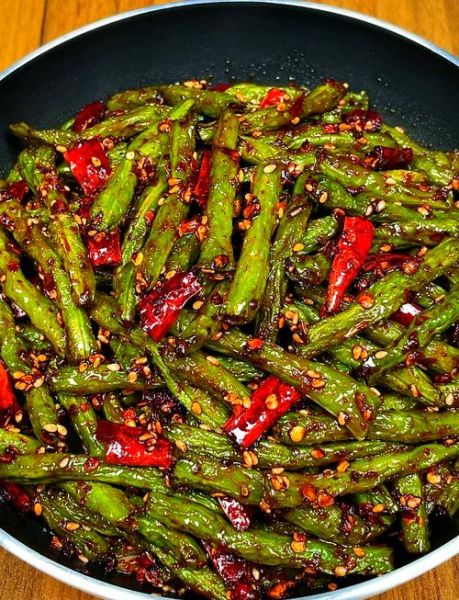 干煸豆角怎么做好吃_干煸豆角简单做法-第3张图片-山城妙识