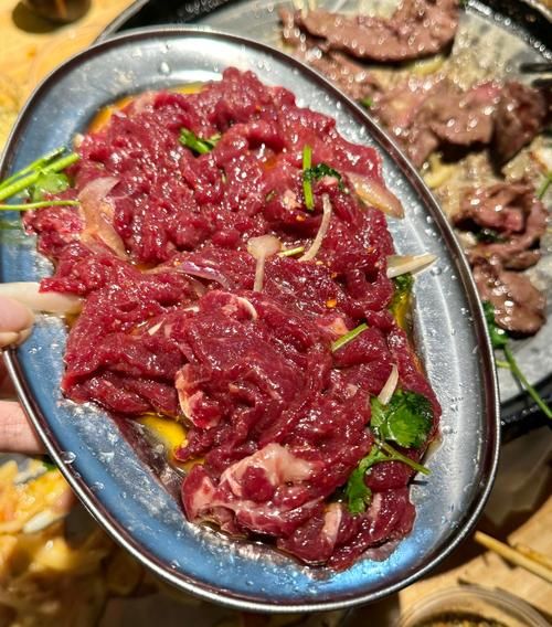 烤牛肉怎么做才嫩_烤牛肉的家常做法大全-第1张图片-山城妙识