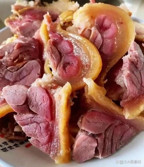 熏腊肉的做法最正宗的做法_如何熏出地道湘味-第2张图片-山城妙识