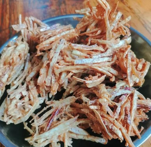 香脆芋头丝怎么做_芋头丝炸不软的关键-第2张图片-山城妙识