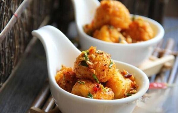 油炸鱼丸怎么做_油炸鱼丸用什么鱼最好-第2张图片-山城妙识