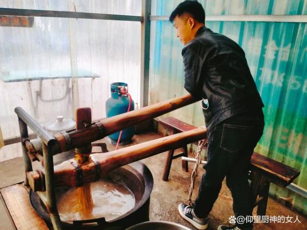 饸饹床子怎么用_饸饹床子哪种材质好-第1张图片-山城妙识 饸饹床子怎么用_饸饹床子哪种材质好-第1张图片-山城妙识