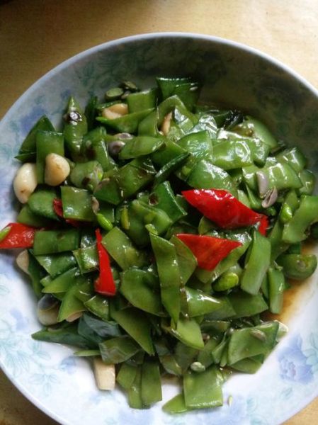 扁豆角炒多久就没毒了_炒扁豆角多长时间才安全-第3张图片-山城妙识