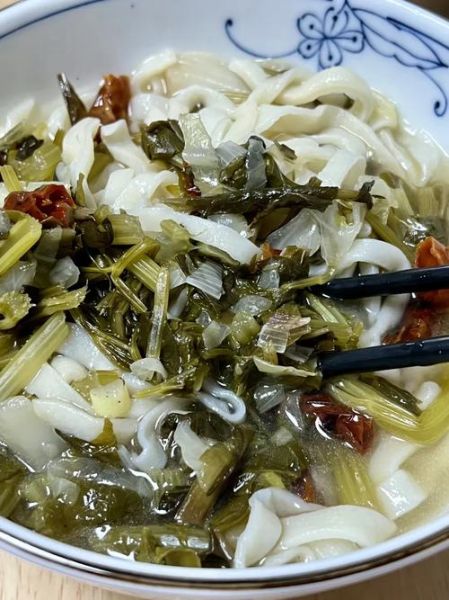 浆水面怎么做好吃_浆水面酸汤秘诀-第1张图片-山城妙识