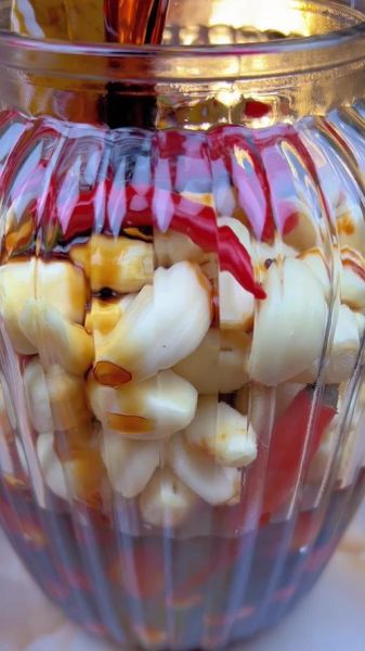 腌酱油蒜头怎么腌好吃_酱油蒜头的正确腌制方法-第2张图片-山城妙识