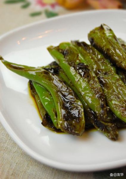 虎皮尖椒怎么做_虎皮尖椒为什么起皮-第1张图片-山城妙识